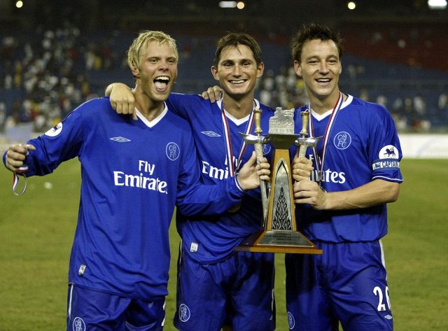 Top 10 Best Chelsea Kits of the Premier League Era (Shirts)